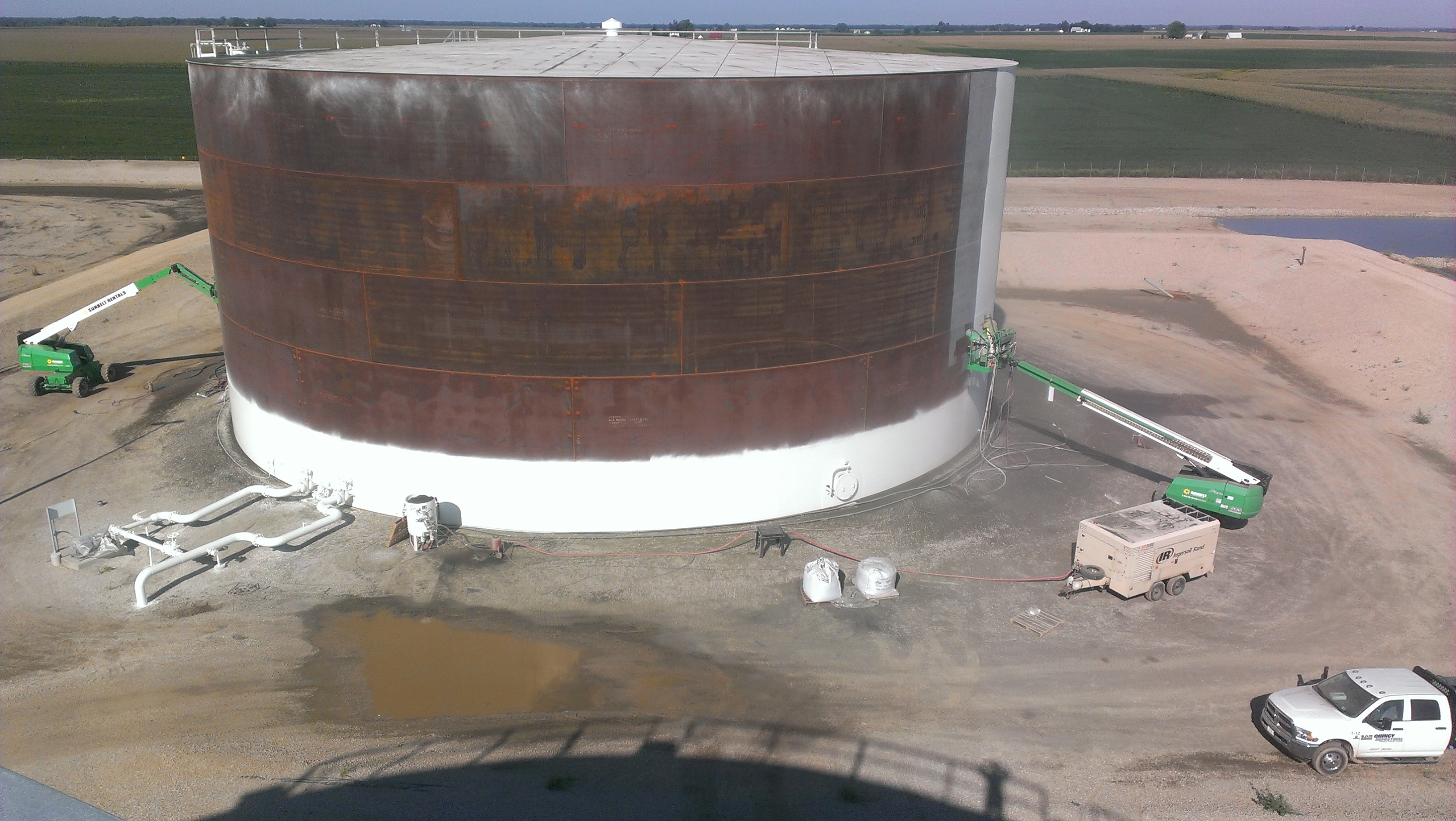Exterior Tank Covering - Quincy Industrial Painting & Protective Coatings